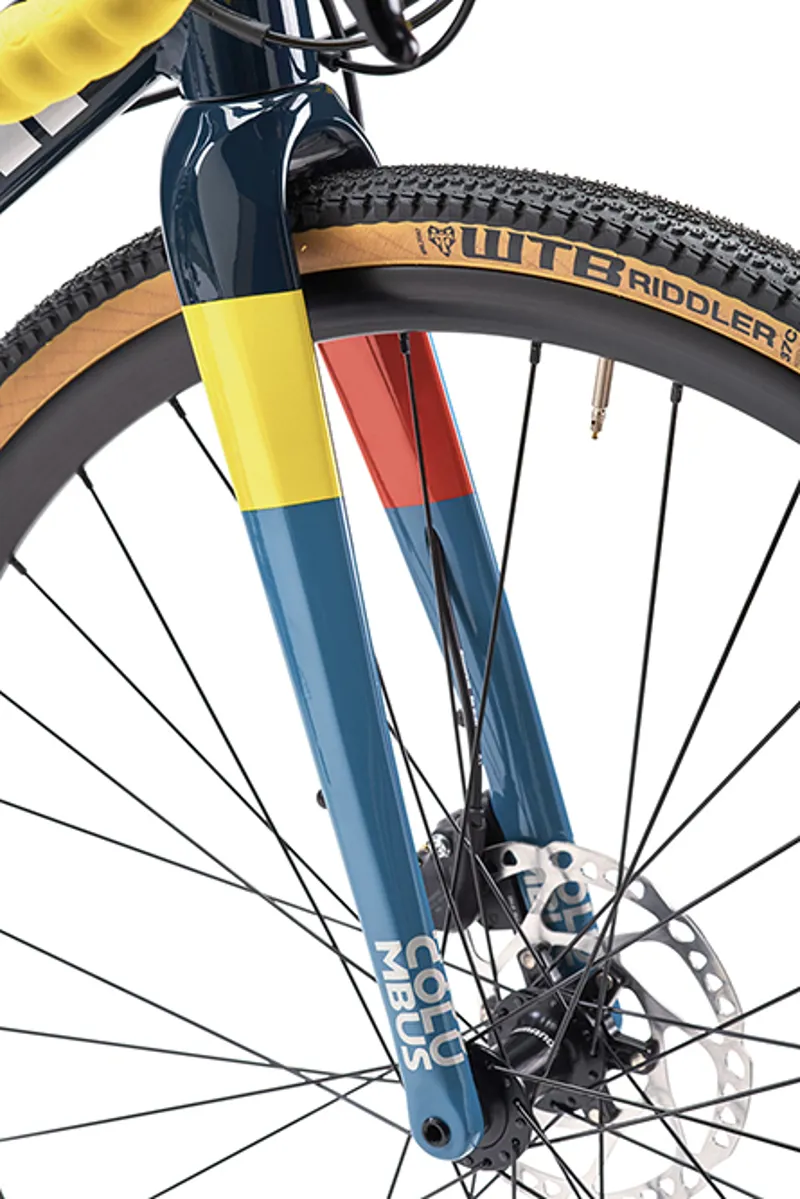 Cinelli Zydeco Rainbow XLE 1x11 2022 Gravel Bike