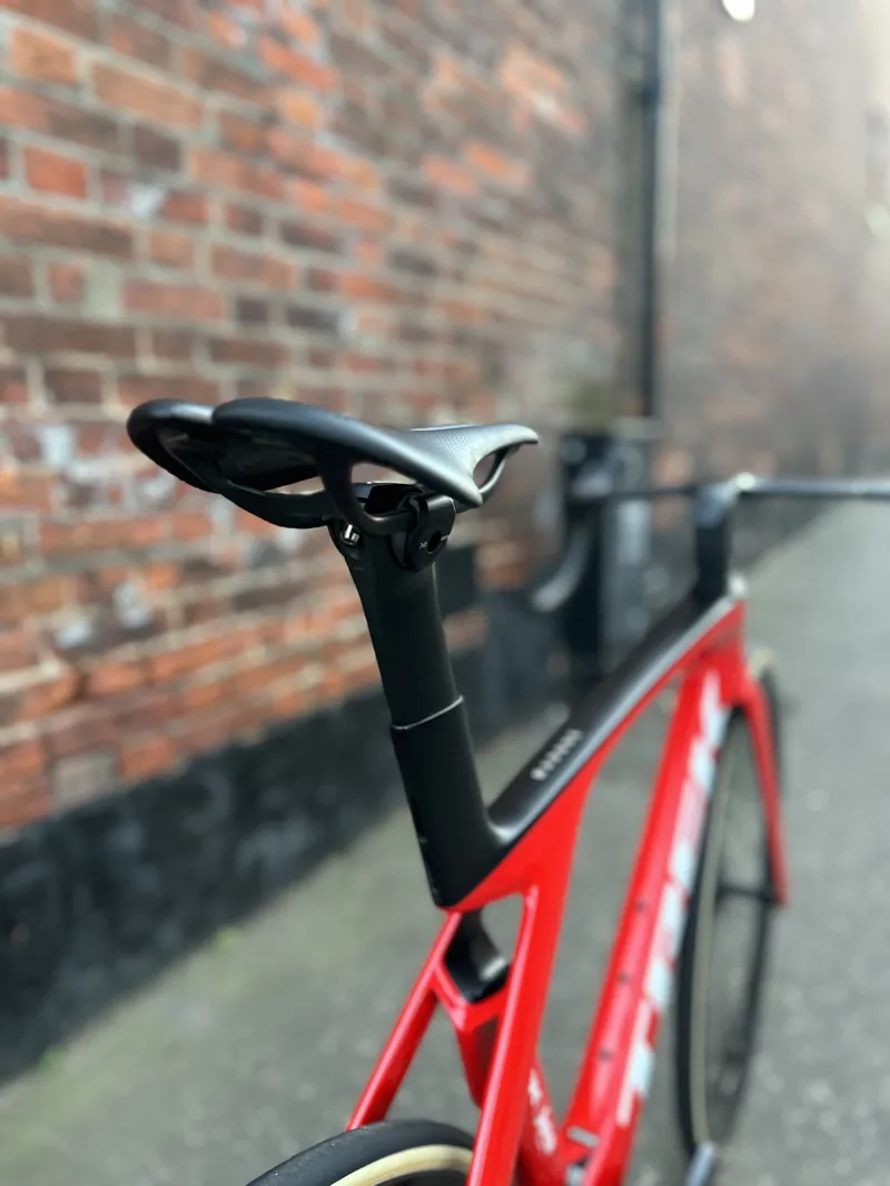 Trek Madone SLR 9 Gen 7 Viper Red