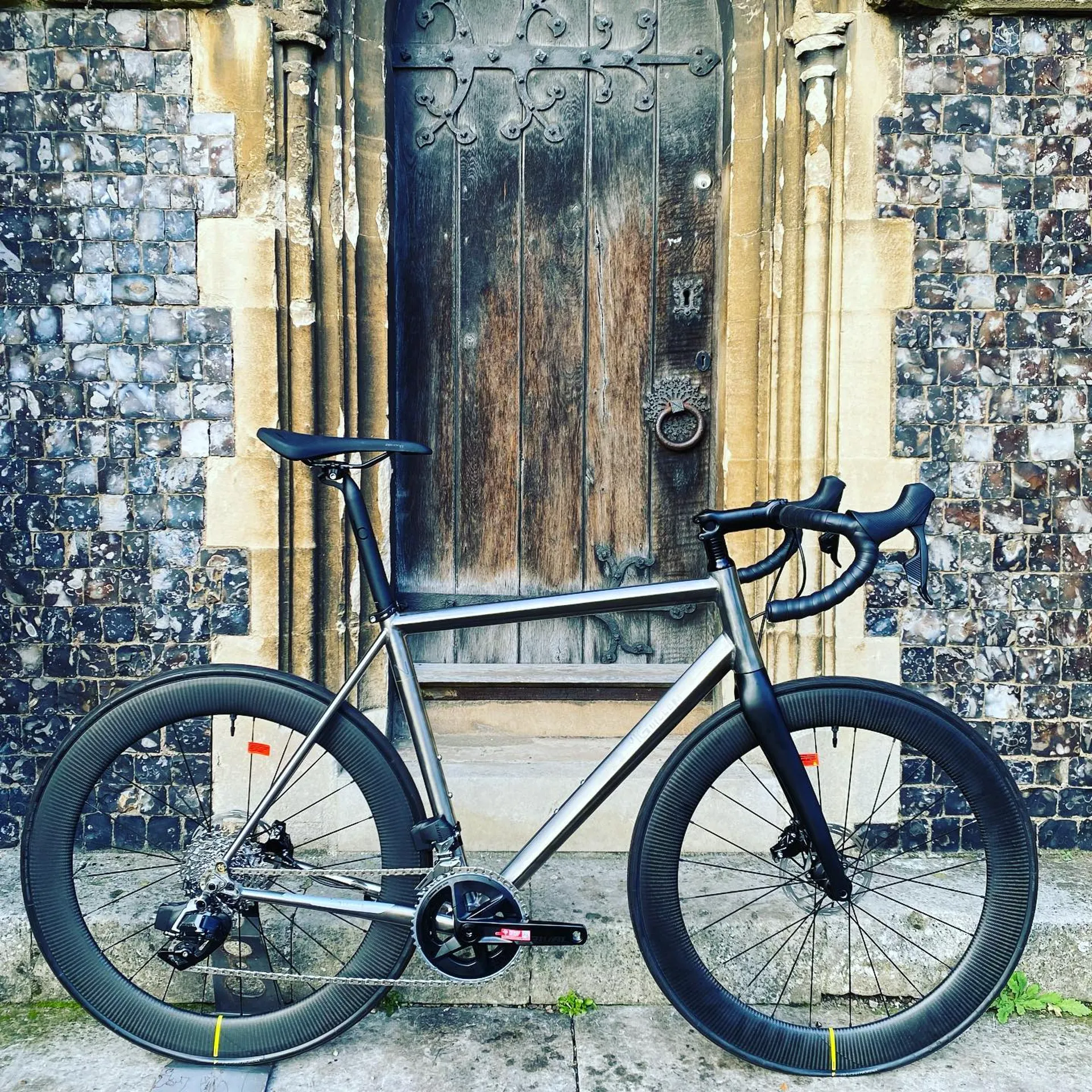 J. Guillem Formentor Rival AXS Cosmic SL65 56cm Titanium Road Bike