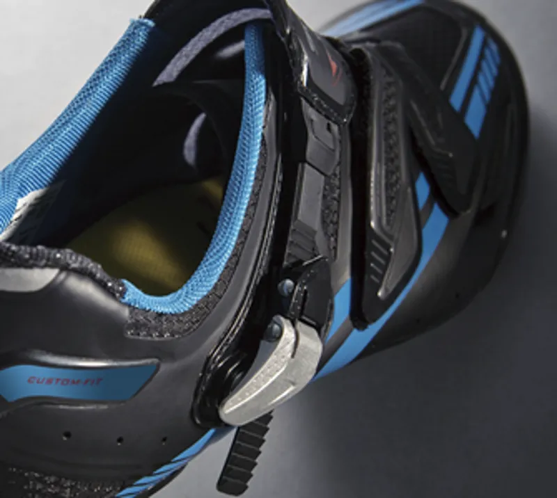 Shimano R320 SPD-SL Custom Fit Road Shoes, black / blue