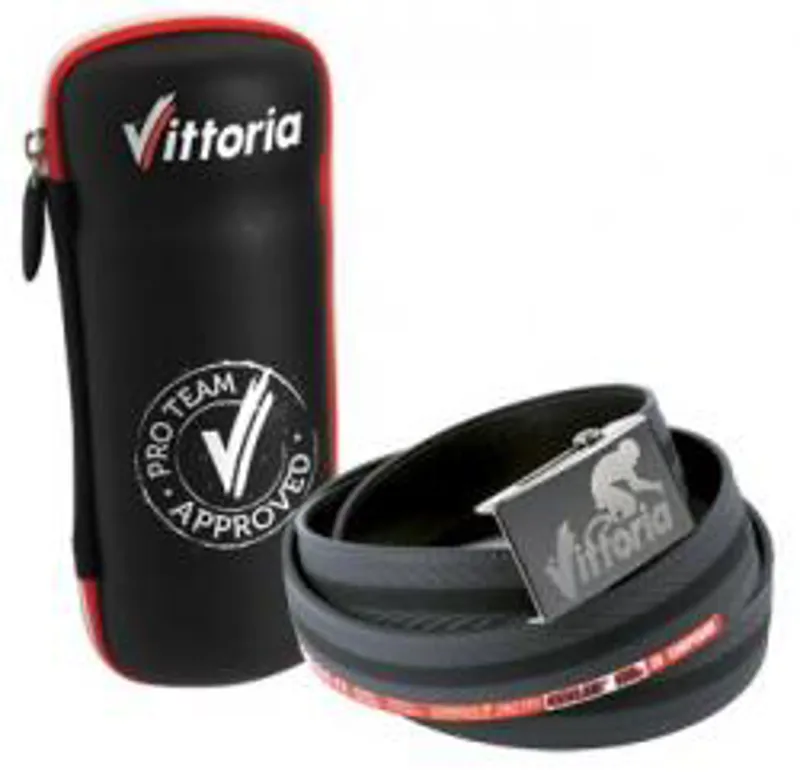 Vittoria Tread Belt with Zip Case